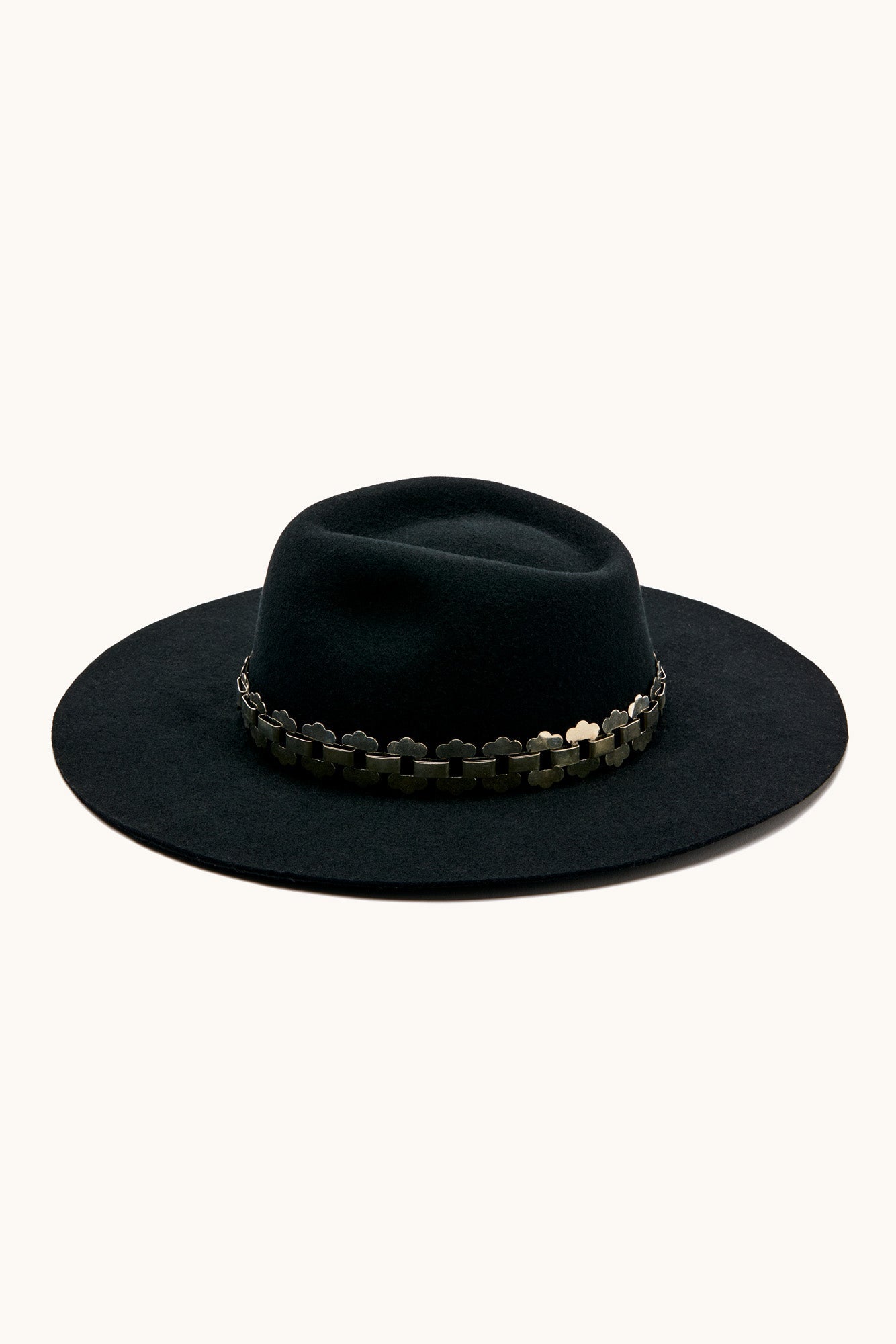 Trébol Hat Brim 10 | Curatoria